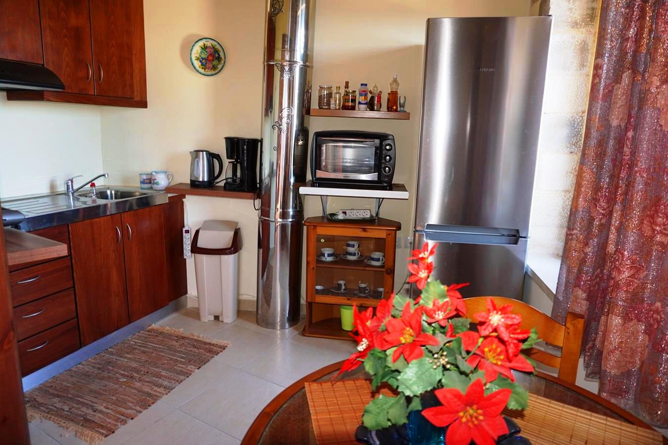 Stone-built house with sea view in Topolia - Europa Crete Properties